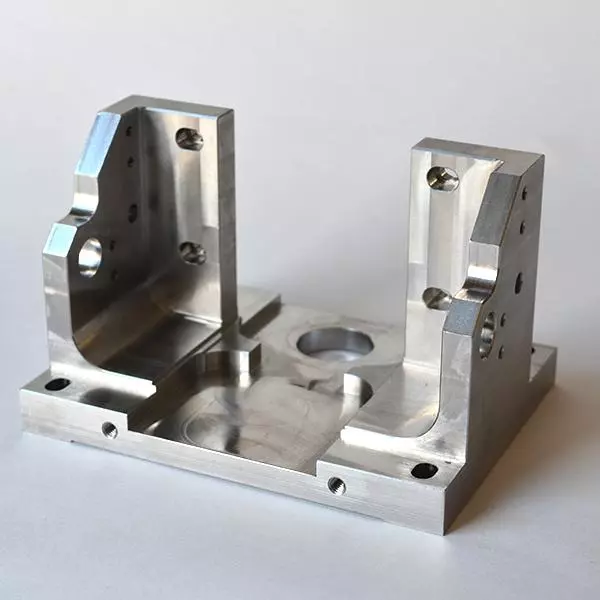 บริการรับจ้างผลิตชิ้นส่วนสแตนเลสตามสั่ง - MS Machining